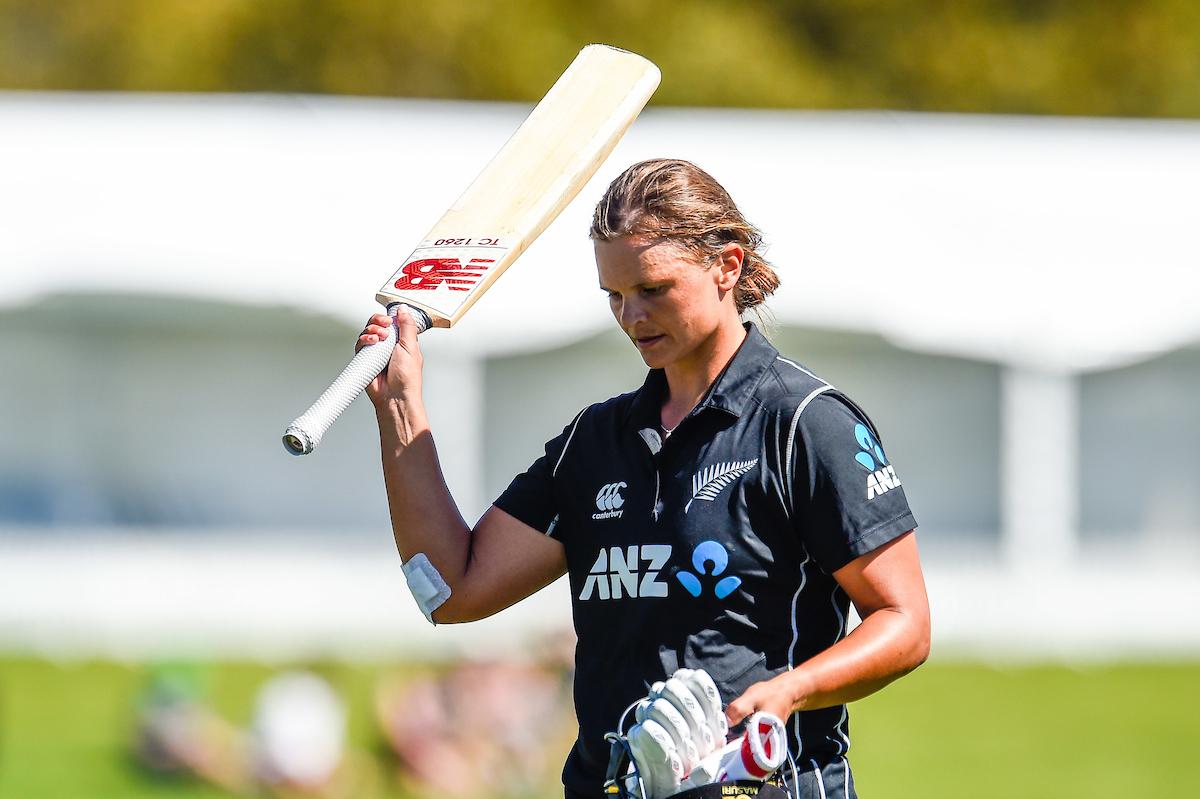 Suzie Bates: The embodiment of the White Ferns' excellence - Kyrosports